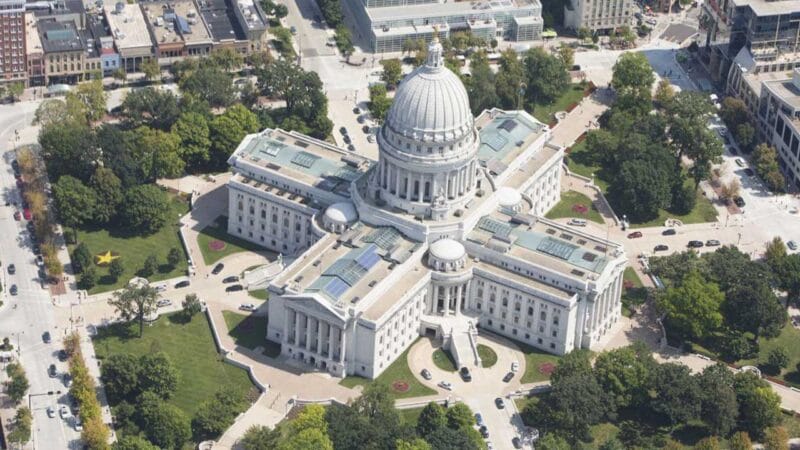 14 Most Beautiful Places in Wisconsin [Update 2023]