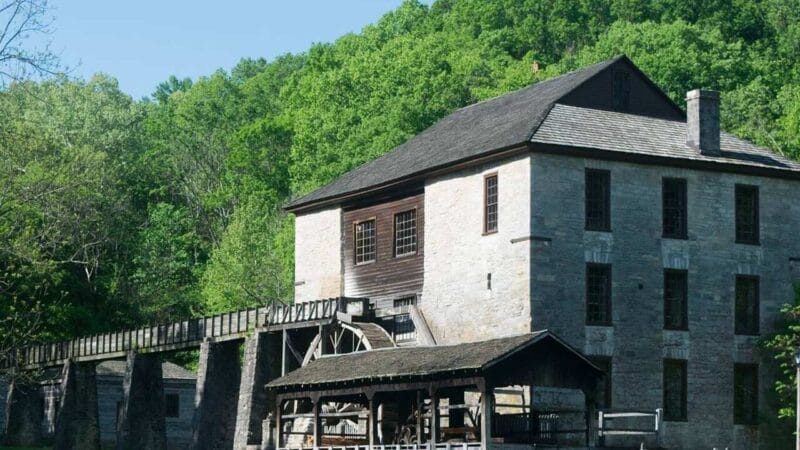 Top 17 Famous Landmarks in Indiana [Update 2023]